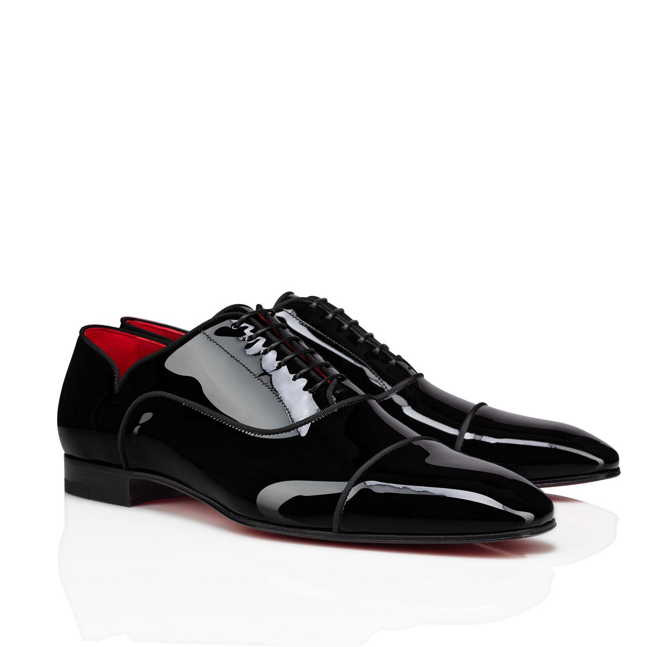 CHRISTIAN LOUBOUTIN Greggy Chick Patent Leather Oxford Shoes