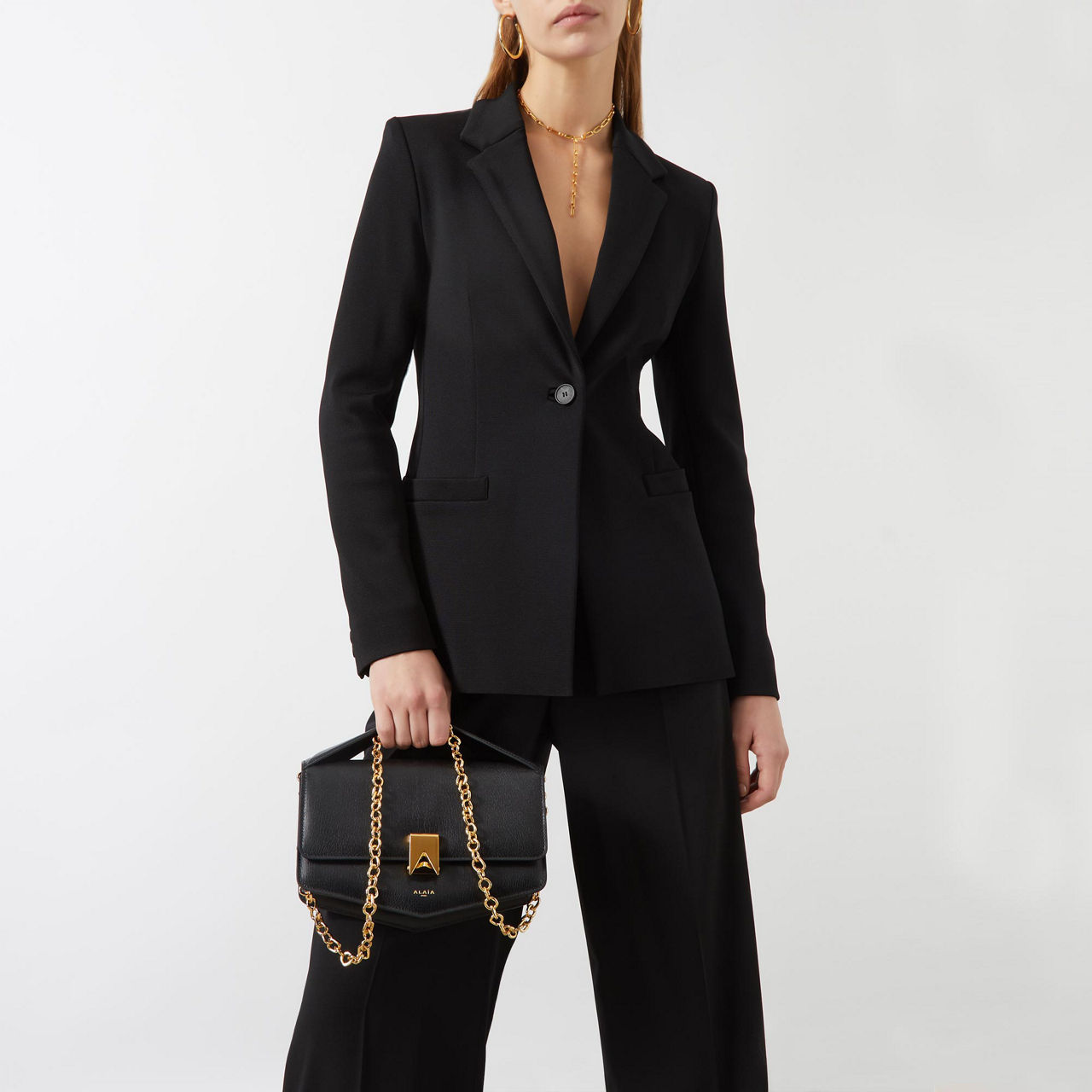 ALAÏA Le Papa Chain Crossbody Bag