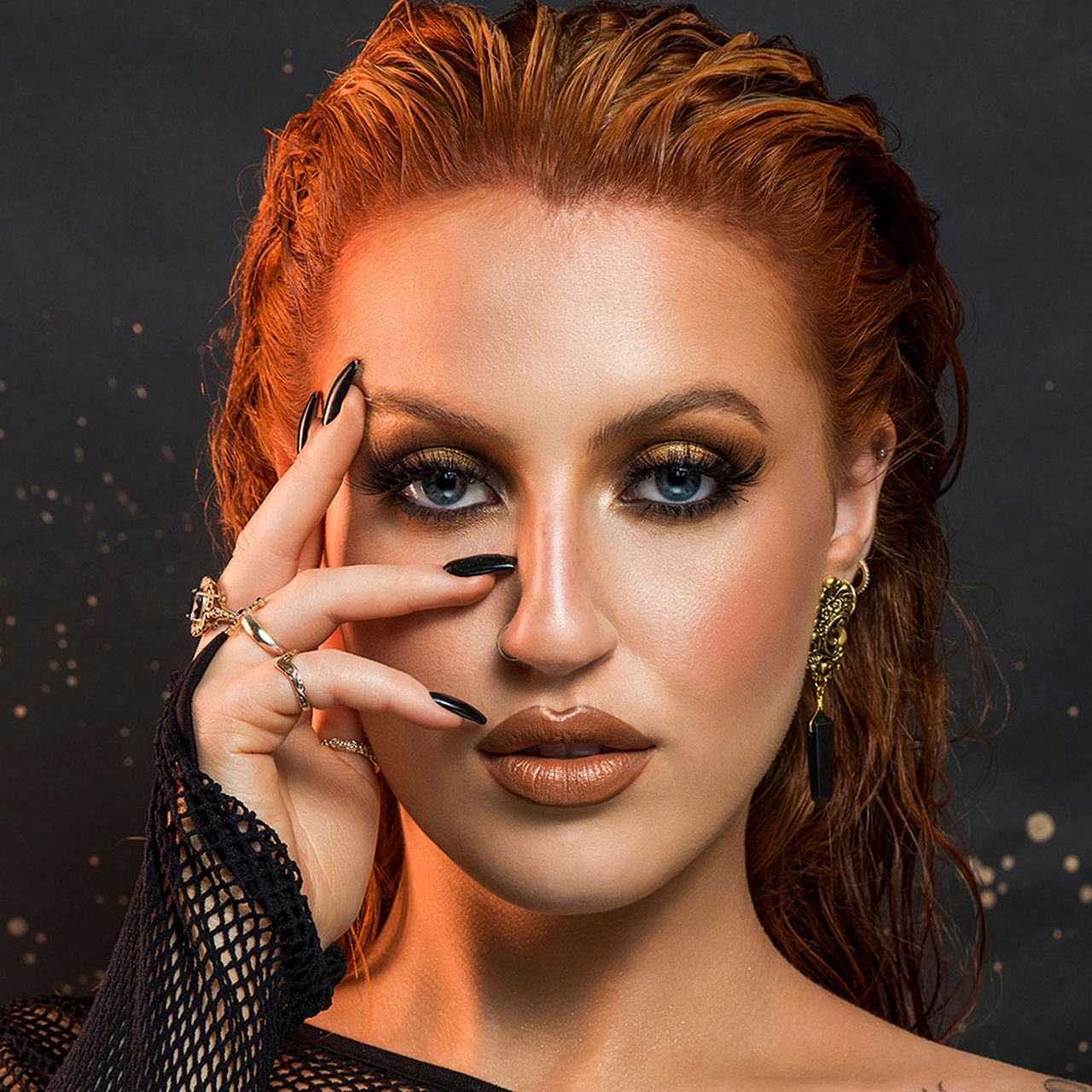 KASH BEAUTY Secret Treasure Eyeshadow Palette