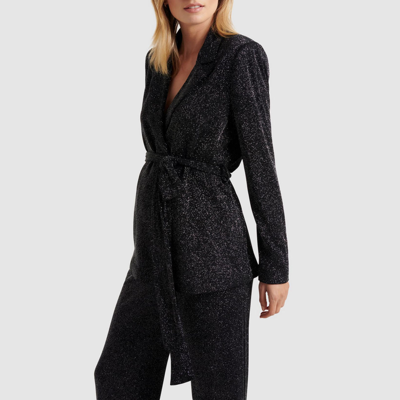 FOREVER NEW Harlow Glitter Wrap Blazer