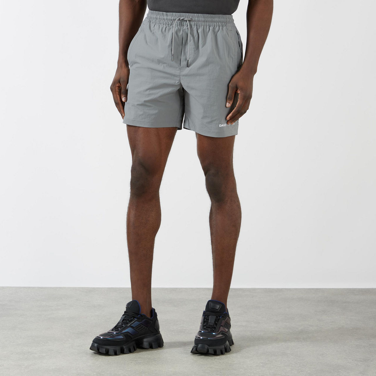 DAILY PAPER Mehani Logo Shorts