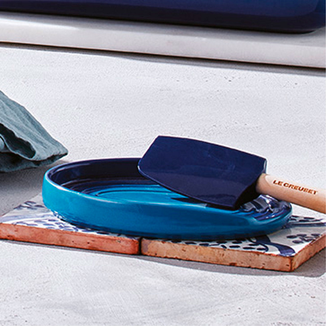 LE CREUSET Stoneware Oval Spoon Rest