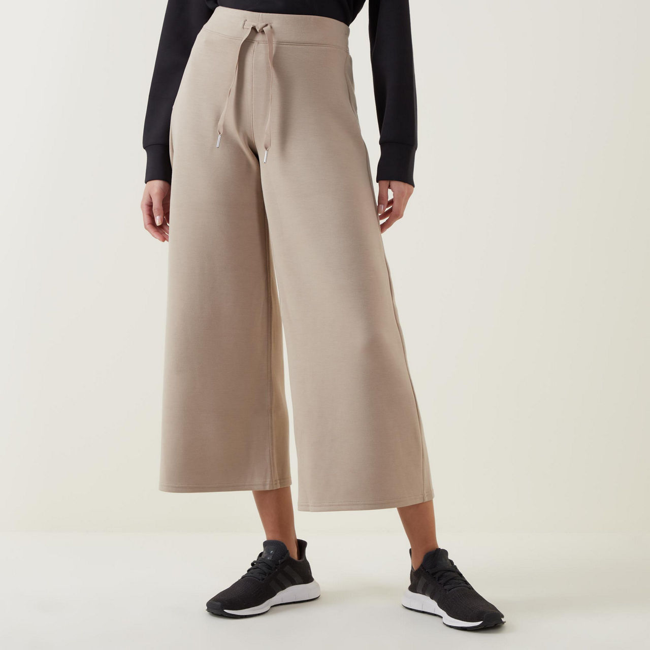 SPANX AirEssentials Cropped Wide Leg Sweat Bottoms