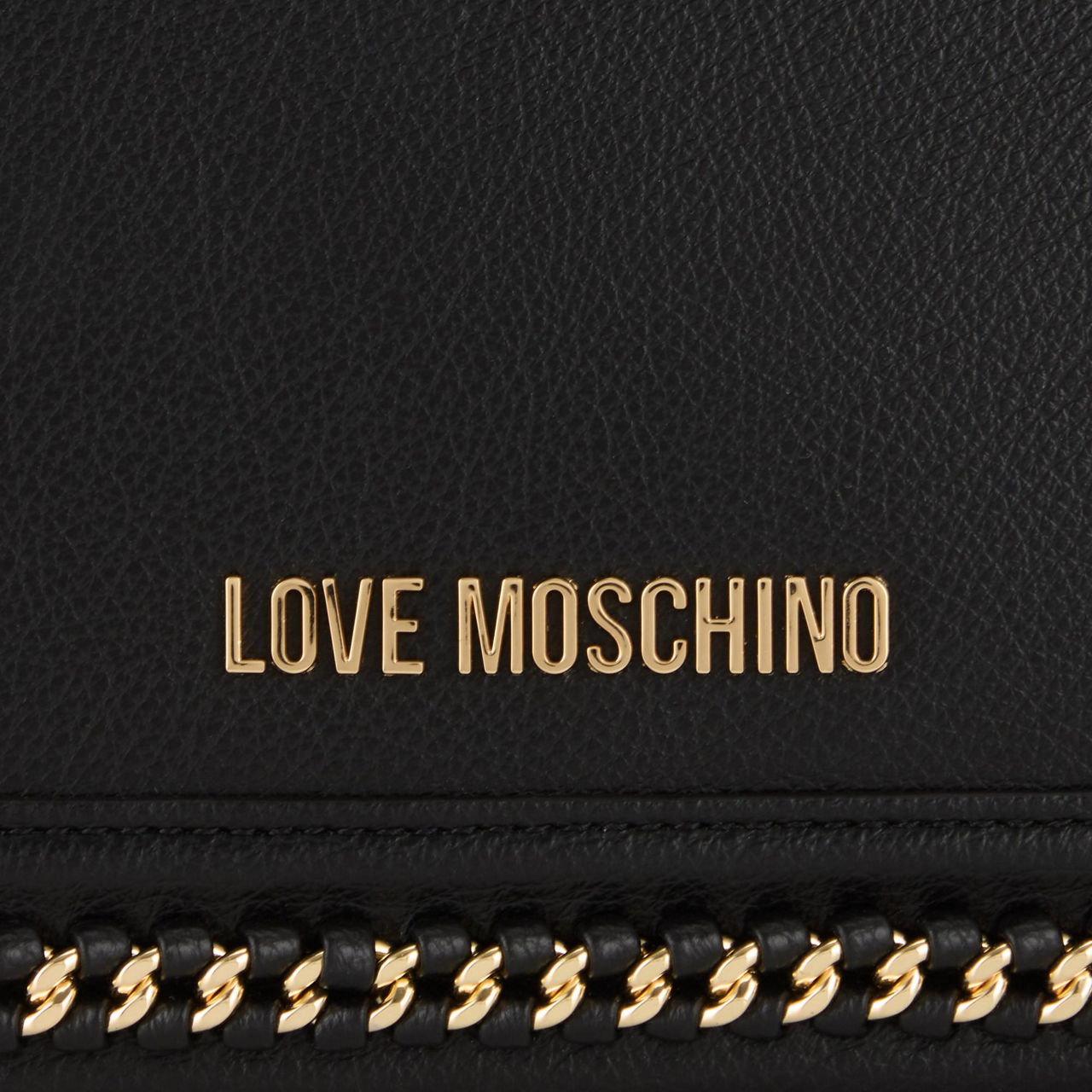 Chain Link Shoulder Bag