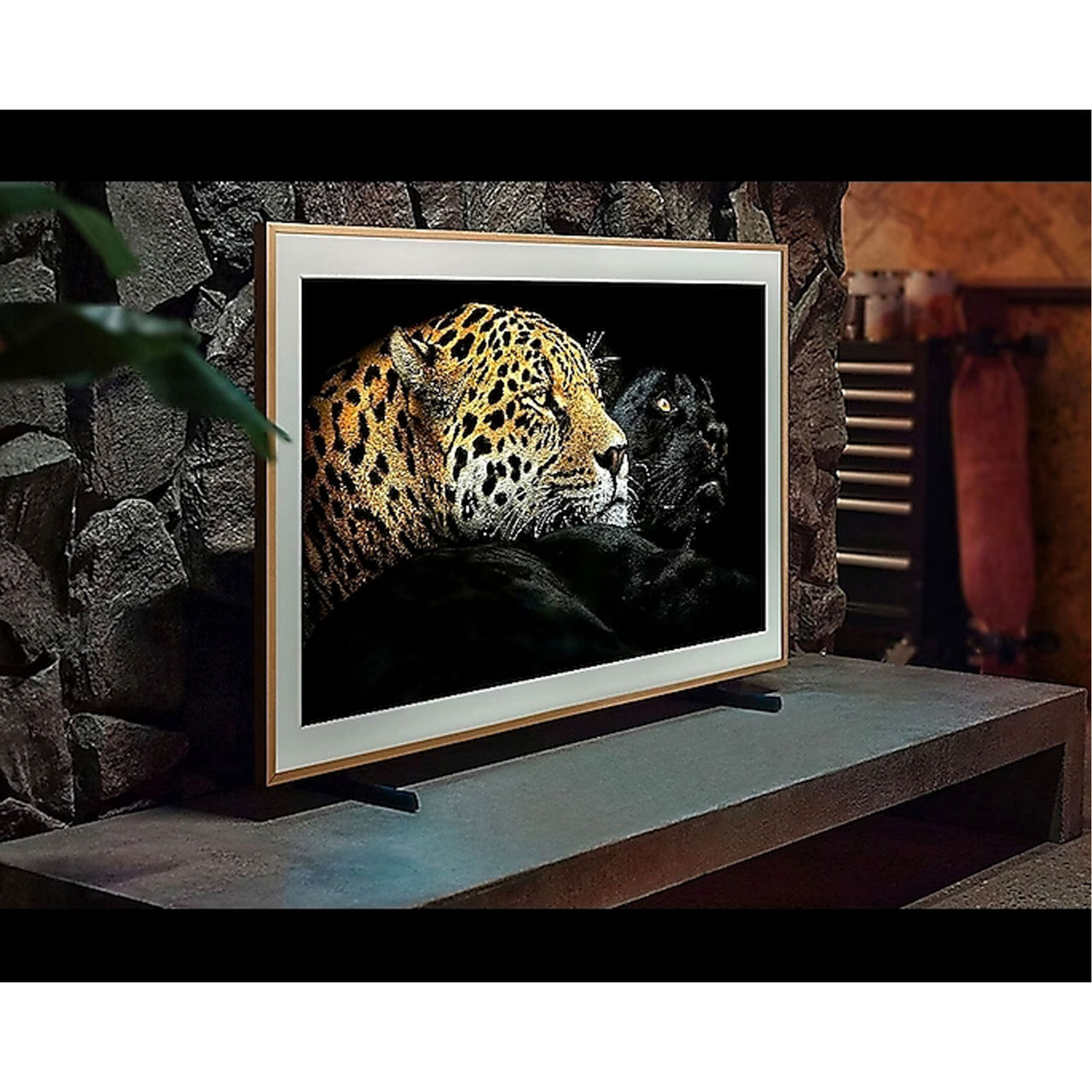 SAMSUNG 43" FRAME 4K QLED Smart TV