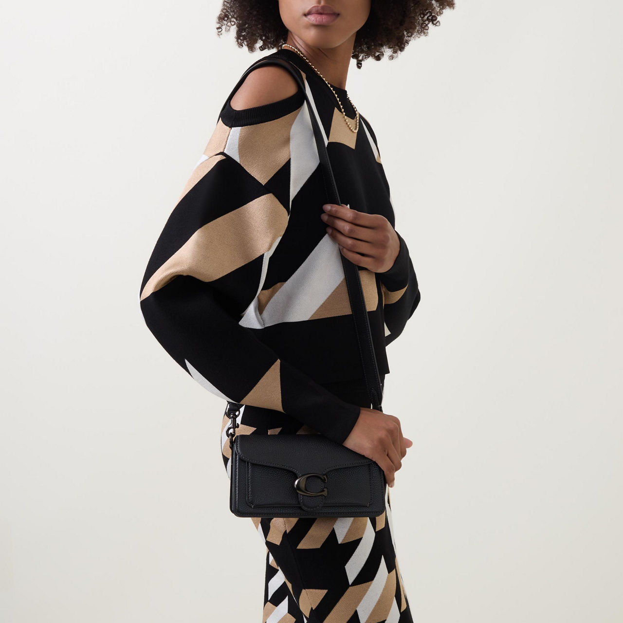 Tabby 20 Shoulder Bag