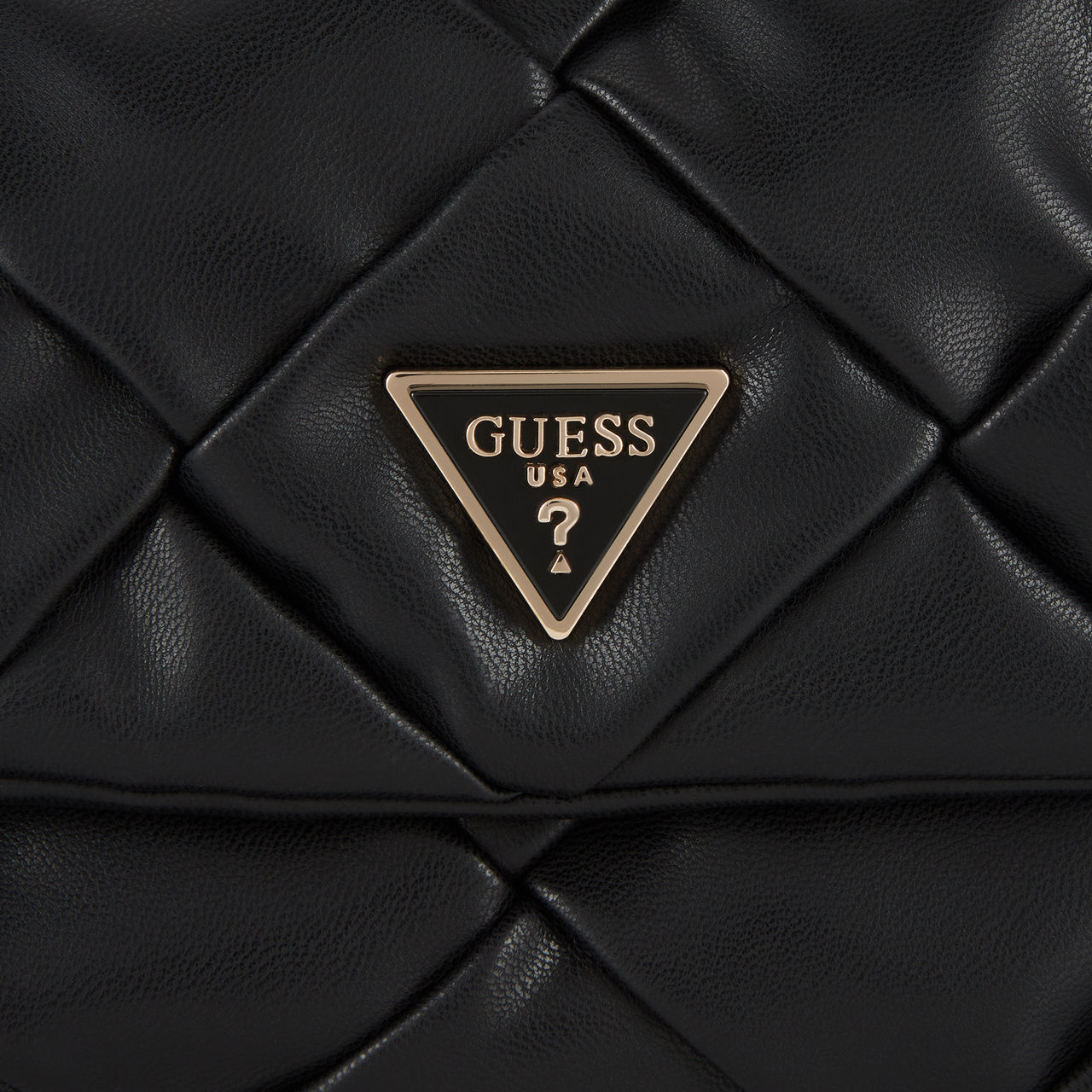 Zaina Quilted Shoulder Bag