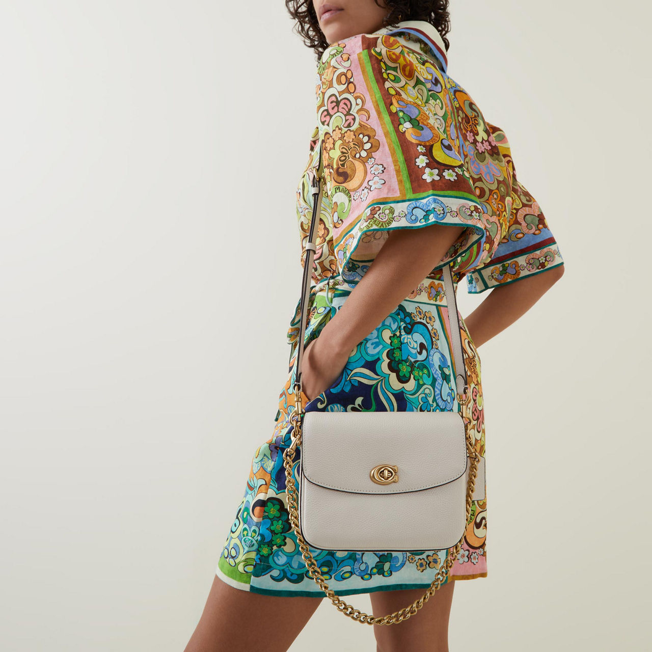 COACH Cassie 19 Crossbody Bag