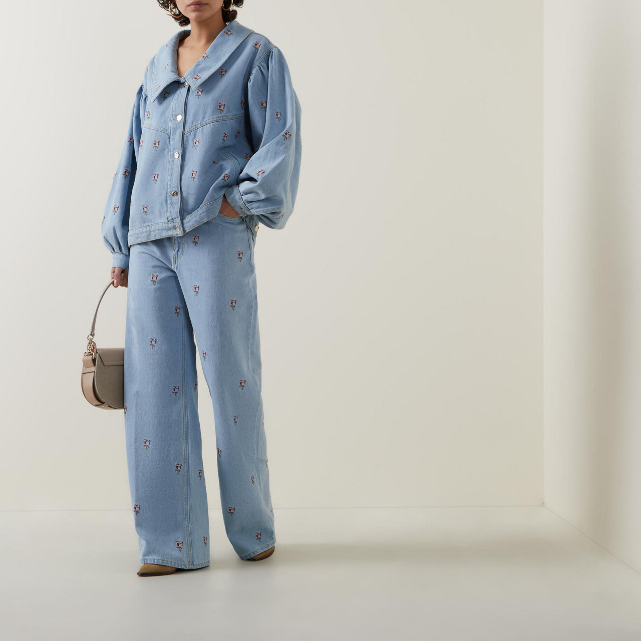 FARM RIO Rose Embroidered Denim Jacket