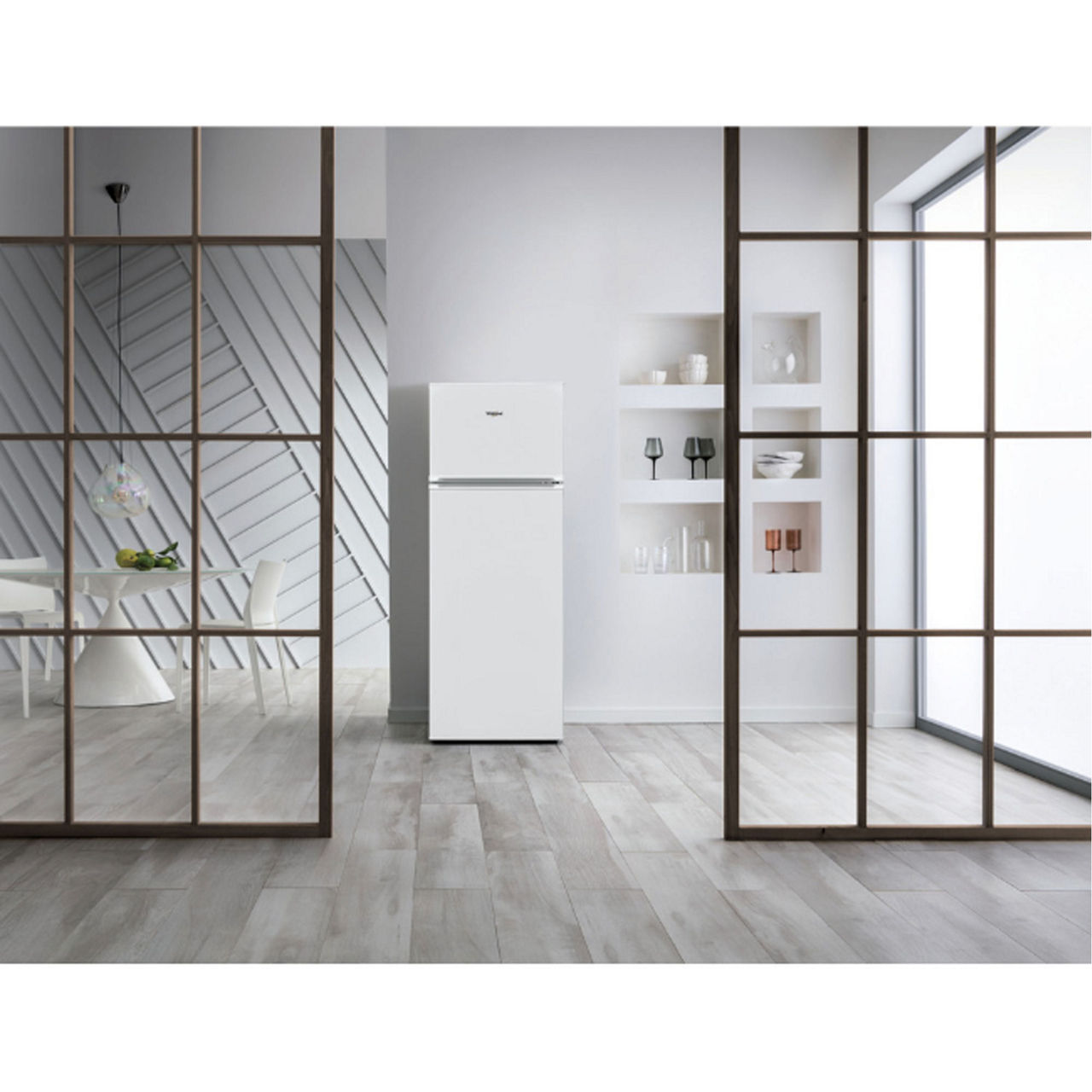 WHIRLPOOL Freestanding 55cm Fridge Freezer Top Mount Freezer
