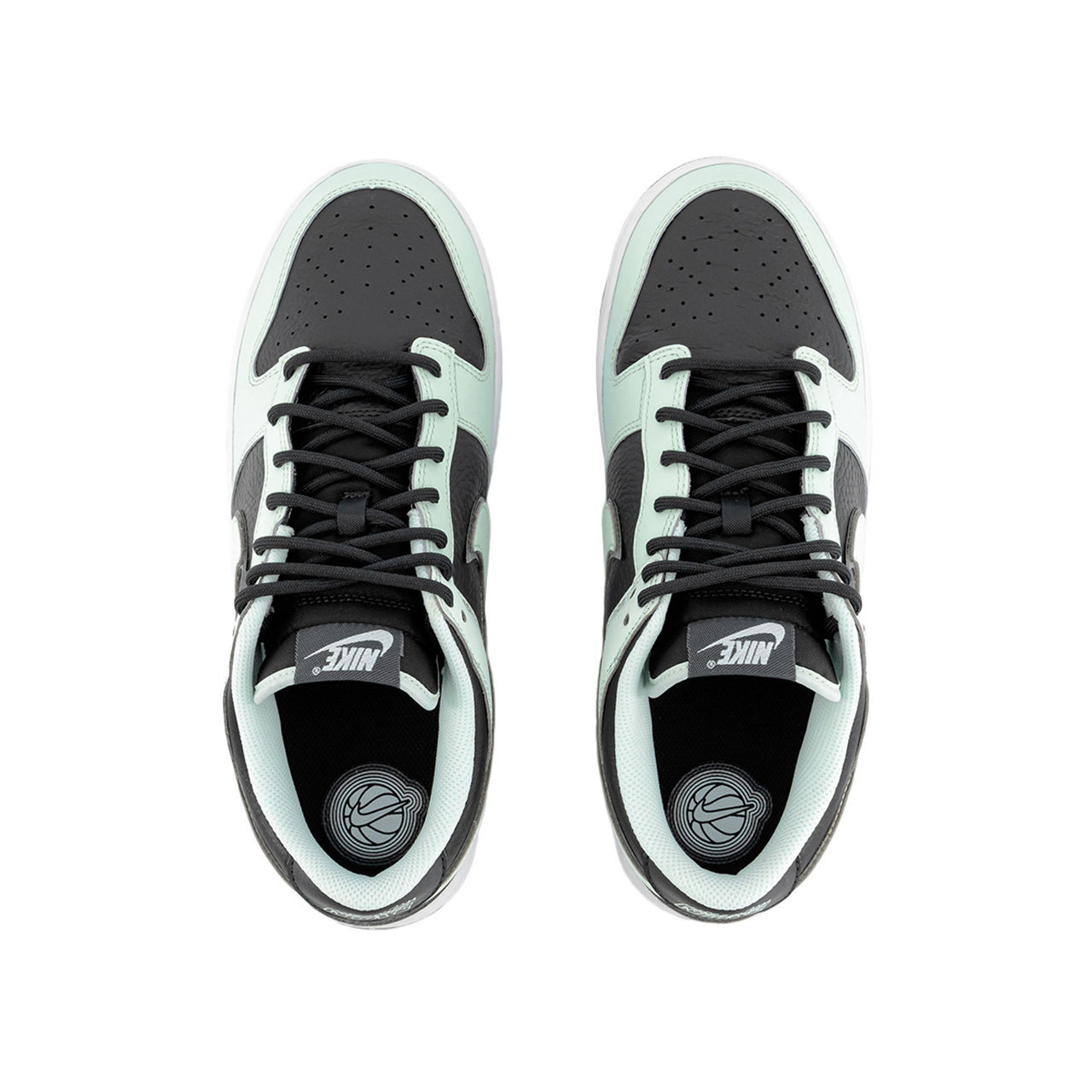 NIKE Dunk Low-Top Trainers