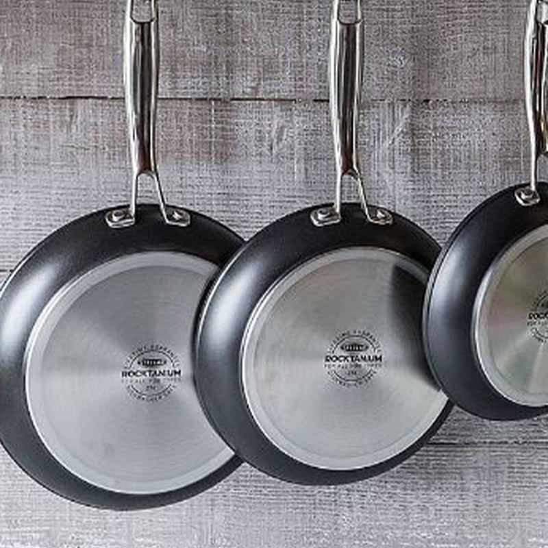 Kitchen Accessories | Cookware, Bakeware & Utensils | Arnotts